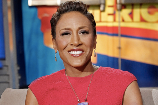 Robin Roberts on Beating Cancer Twice and How Her Sister Saved Her Life ...