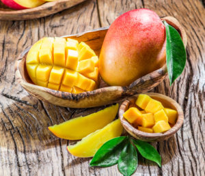 Mango Health Benefits: 13 Reasons Why You Need Mango Everyday