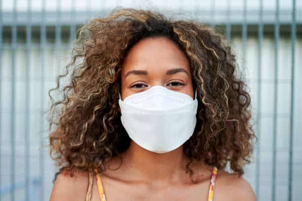 Face Masks Shield you from Allergies - BlackDoctor.org