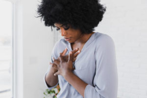 Sudden Chest Pain: What it Could Mean - BlackDoctor.org