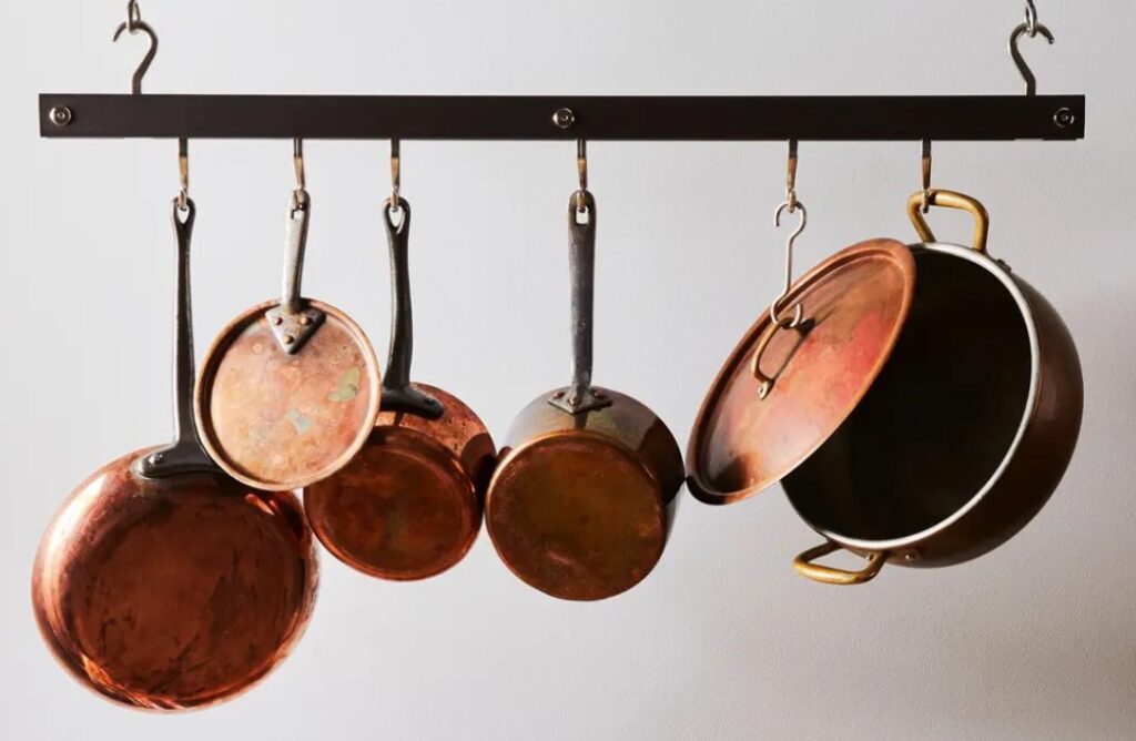 SPOILER ALERT: Your Pots and Pans Are Killing You! - BlackDoctor.org